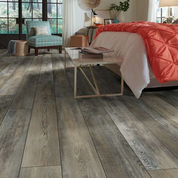 Luxury Vinyl Plank – ProMaster Floors
